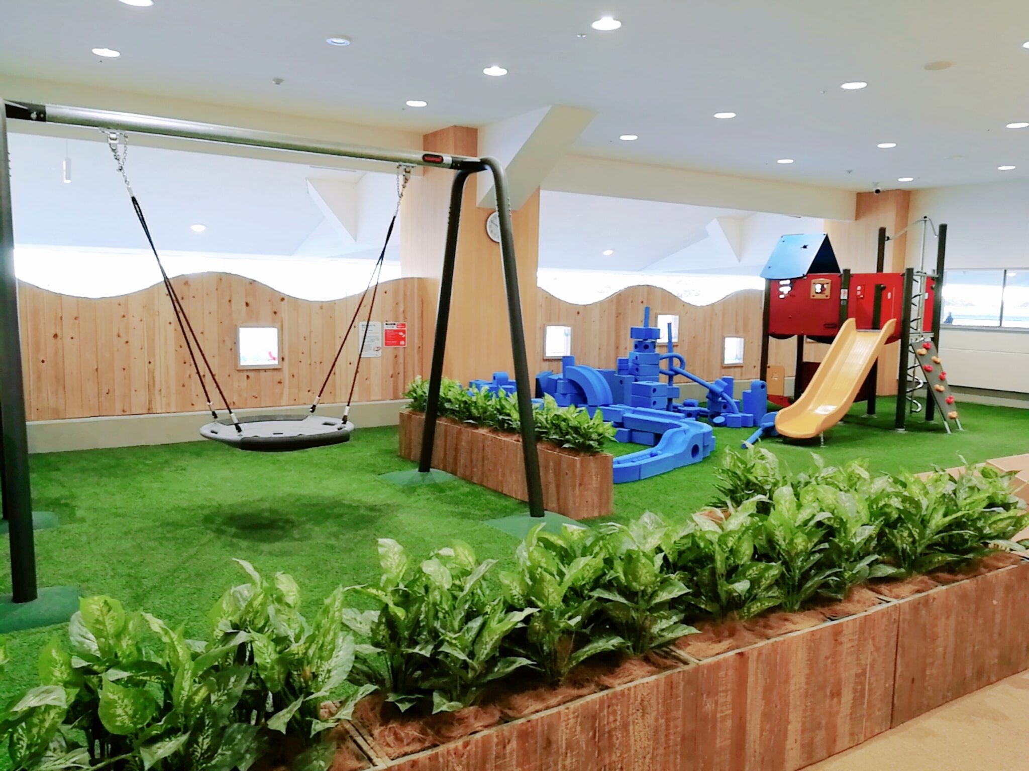 ボートキッズパーク「Mooovi（モーヴィ）浜名湖」裸足で元気いっぱい遊びまわろう！ – KOSODATE BASE HAMAMATSU（旧オンモプラス）┃浜松地域を「子育てしやすい街」にする ...